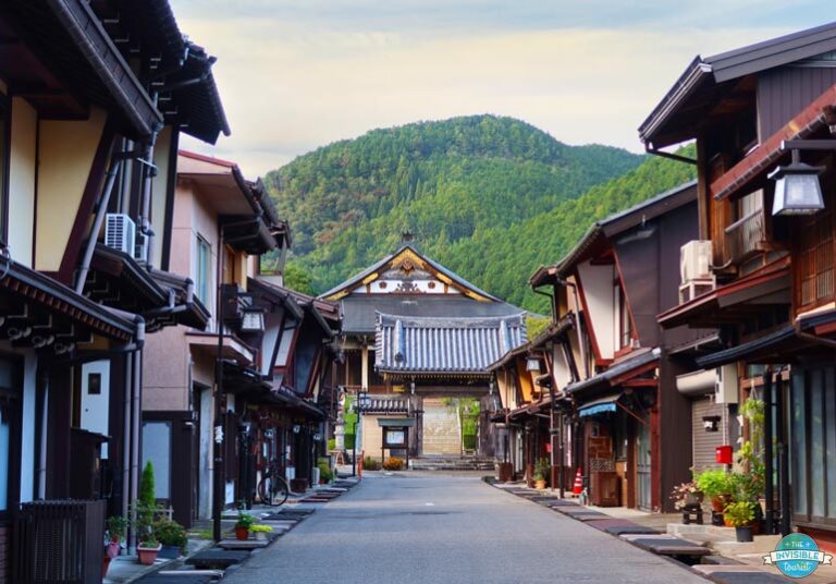 Gujo Hachiman Day Trip Itinerary: Japan's Hidden Water City